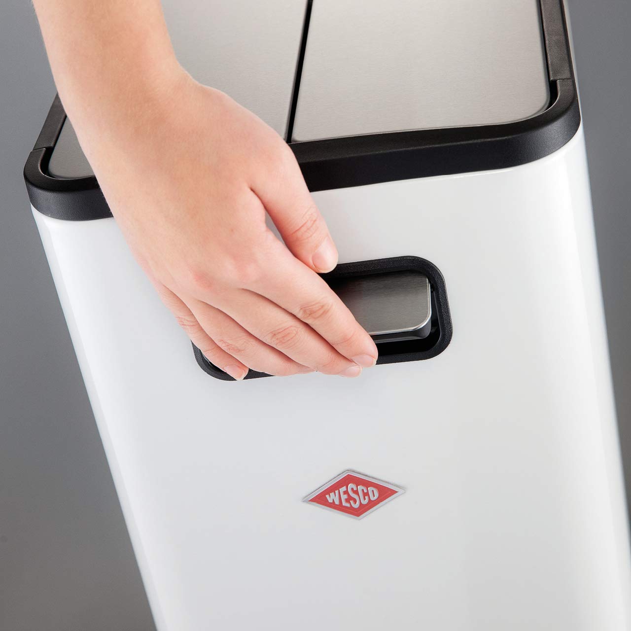 WESCO 381511-76 Pedal Trash Can, Cool Gray, Size: 10.8 x 20.9 x 26.0 inches (27.5 x 53.2 x 66.1 cm), Double Open, Separate Pedal Bin