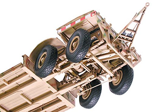 Tamiya 300035246-1:35 WWII special operations vehicle 9 Famo with low-bed trailer