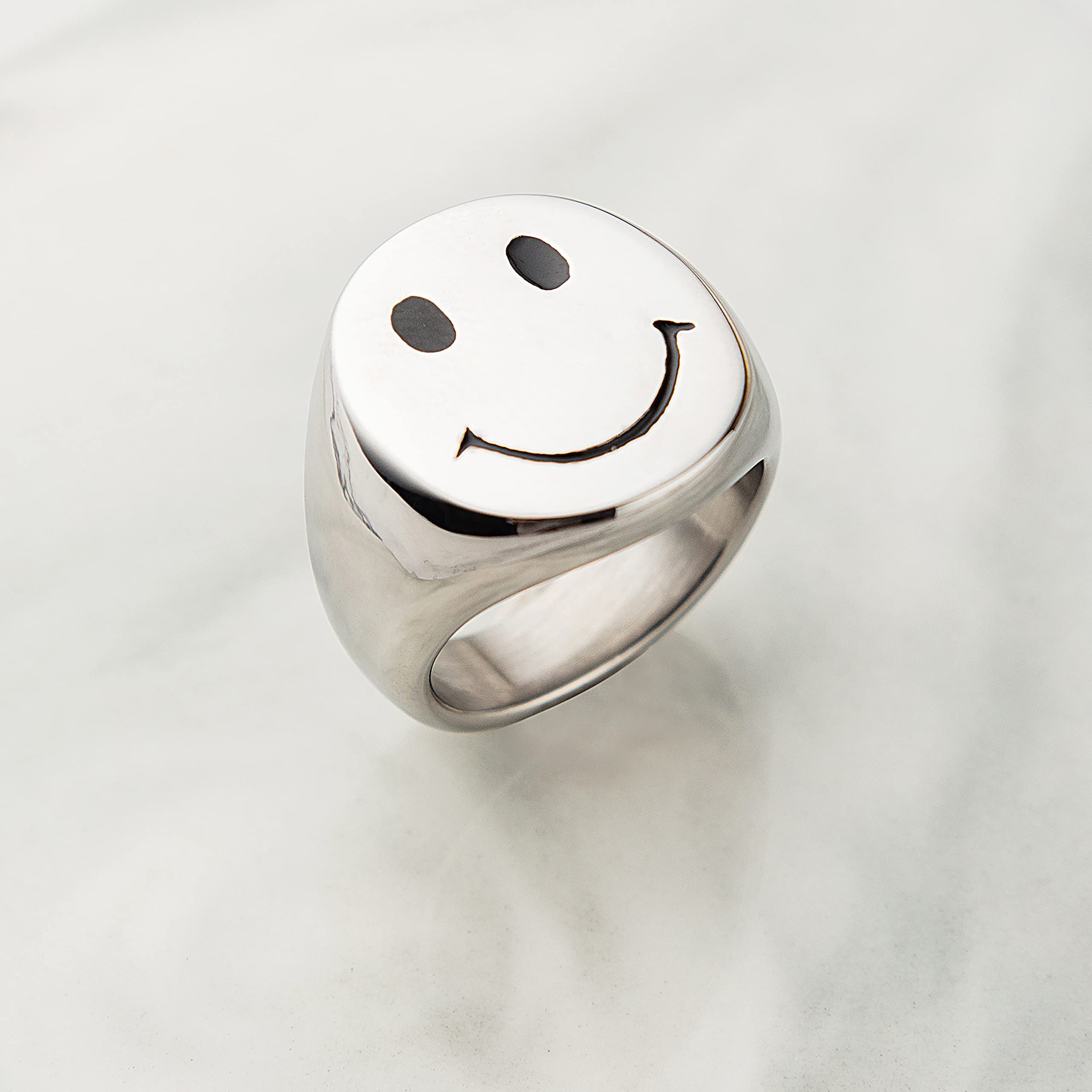 TREAVIVLY Unisex Gold Silver Stainless Steel Ring, Fashion Titanium Smiley Face Ring, Cute Stackable Signet Ring, Cool Aesthetic Ring, Chunky Stacking Ring, Trendy Emo Smile Face Ring For Men and Women