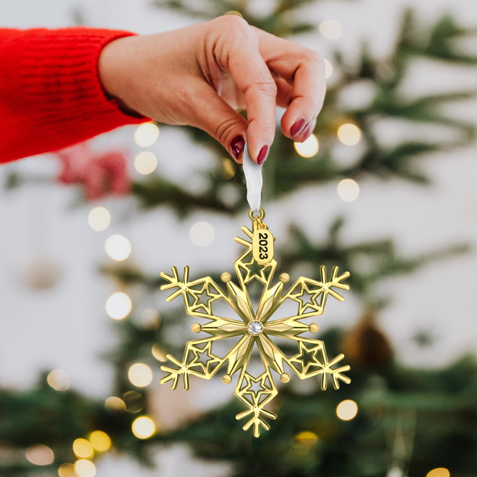 West style 2023 Golden Christmas Tree Ornaments Set 3 Pieces âMetallic Snowflake Hanging Home Deco Hanging Pendant Holiday Keepsake Gift (3 Pcs Set, Golden)