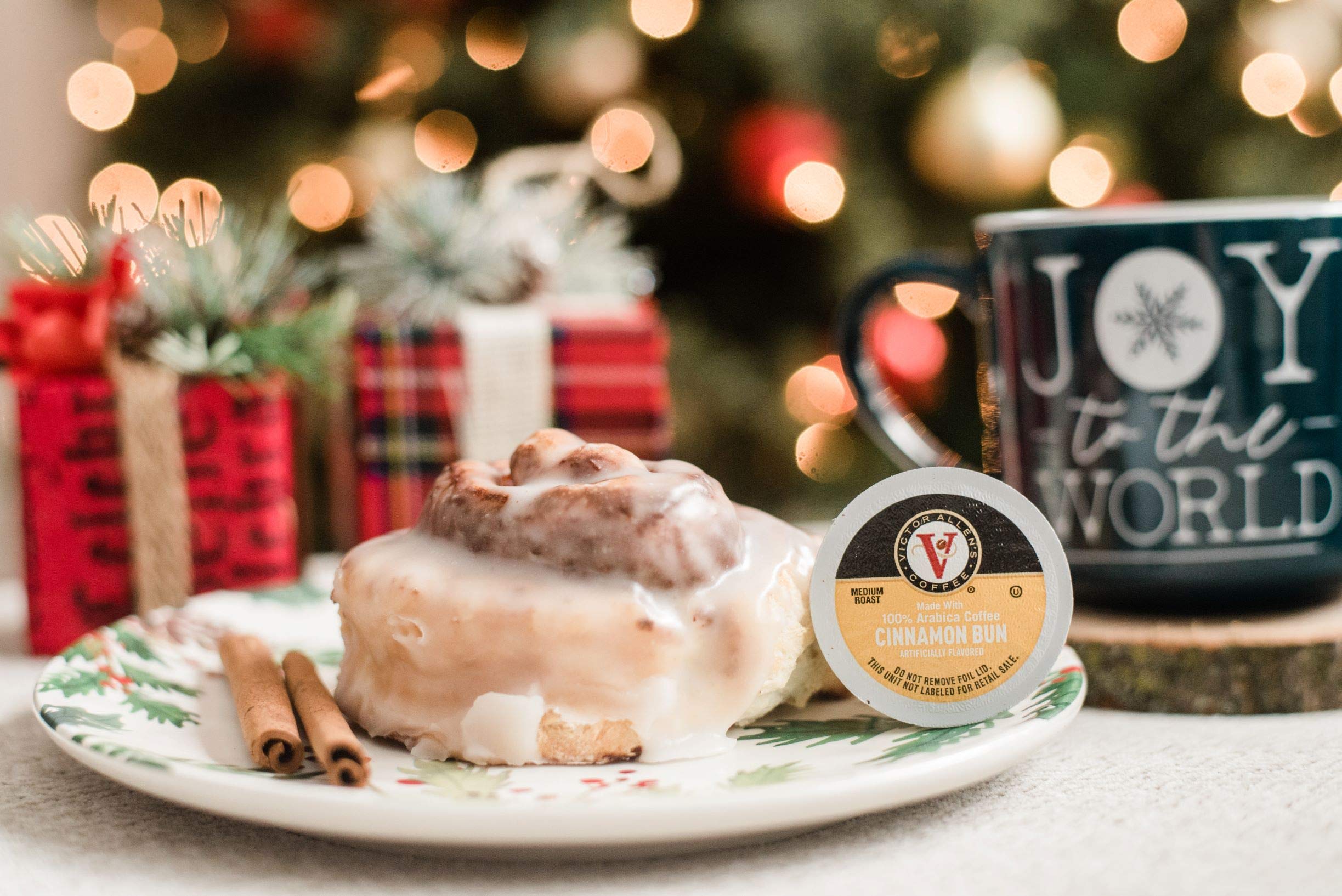 Victor Allen 96 Count Single Serve Cup Winter Wonderland Coffee Variety Pack of Peppermint Bark, Cinnamon Bun, Sugar Cookie, & Vanilla Butter Cream (Compatible with 2.0 Keurig Brewers)