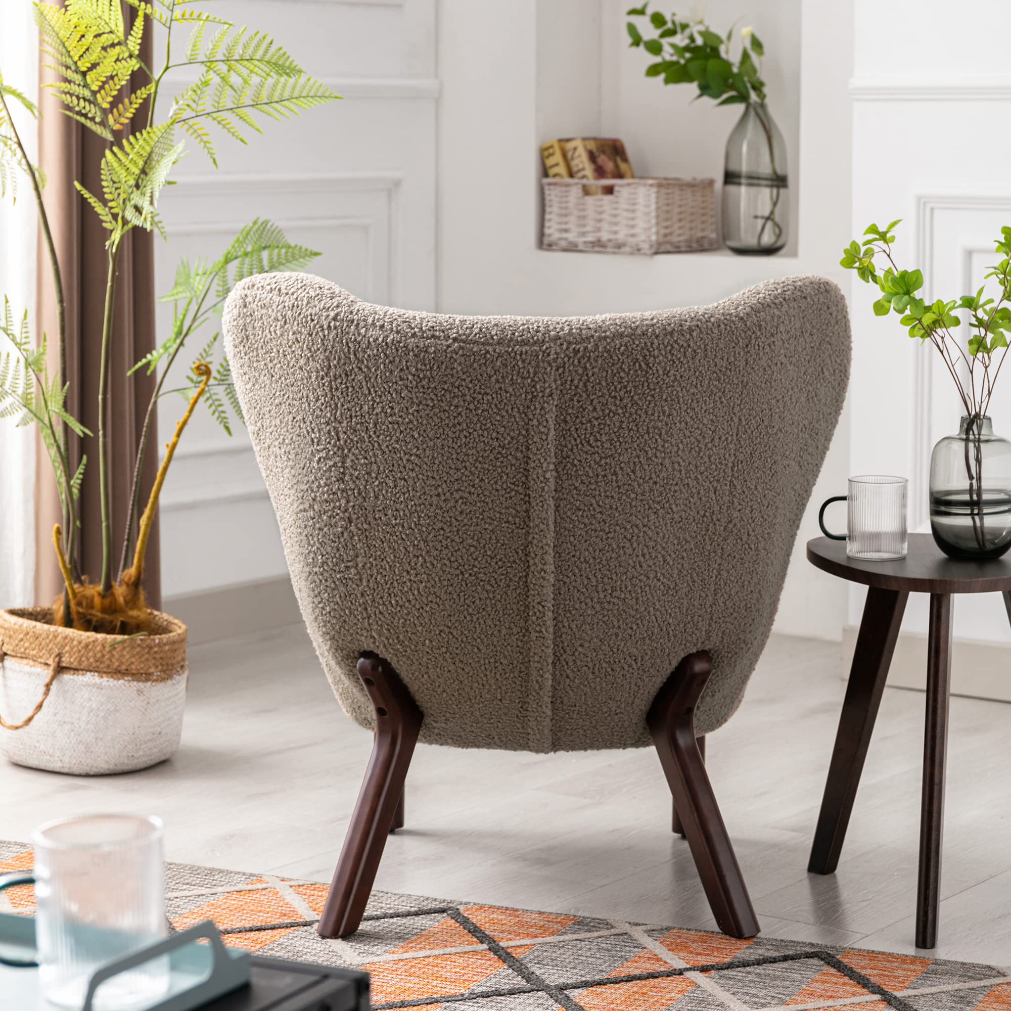 ViolaDresses Modern Accent Chair Lambskin Sherpa Wingback Tufted Side Chair with Solid Wood Legs for Living Room Bedroom,Light Brown