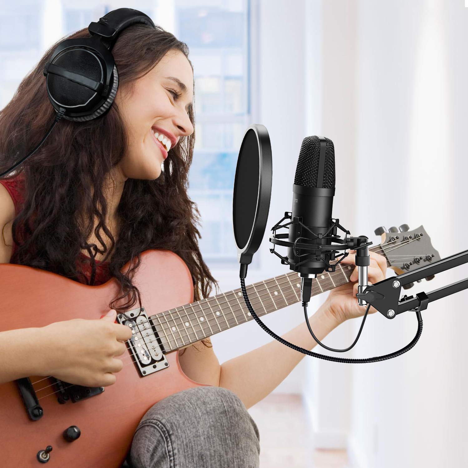 YOTTO USB Microphone Cardioid Condenser Mic 192KHz/24bit Plug and Play Professional Studio Podcast Microphone with Adjustable Microphone Stand Suspension Scissor Boom Arm, Pop Filter, Shock Mount