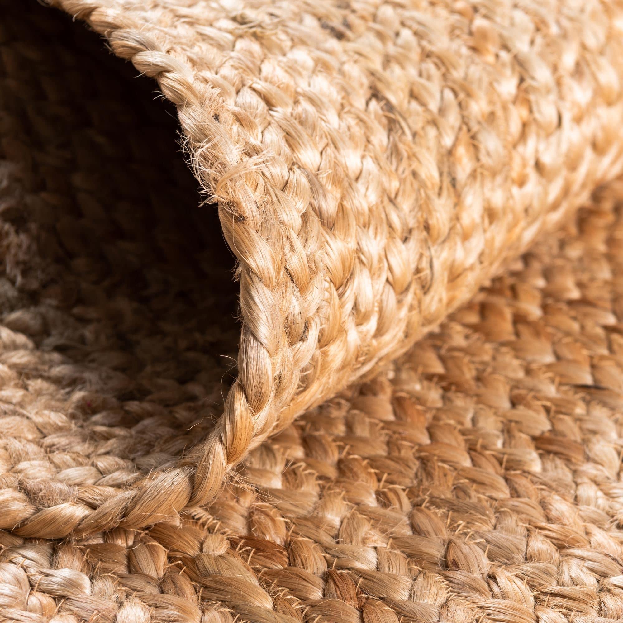 Unique Loom Braided Jute Collection Area Rug - Dhaka (5' 1" Round, Natural)