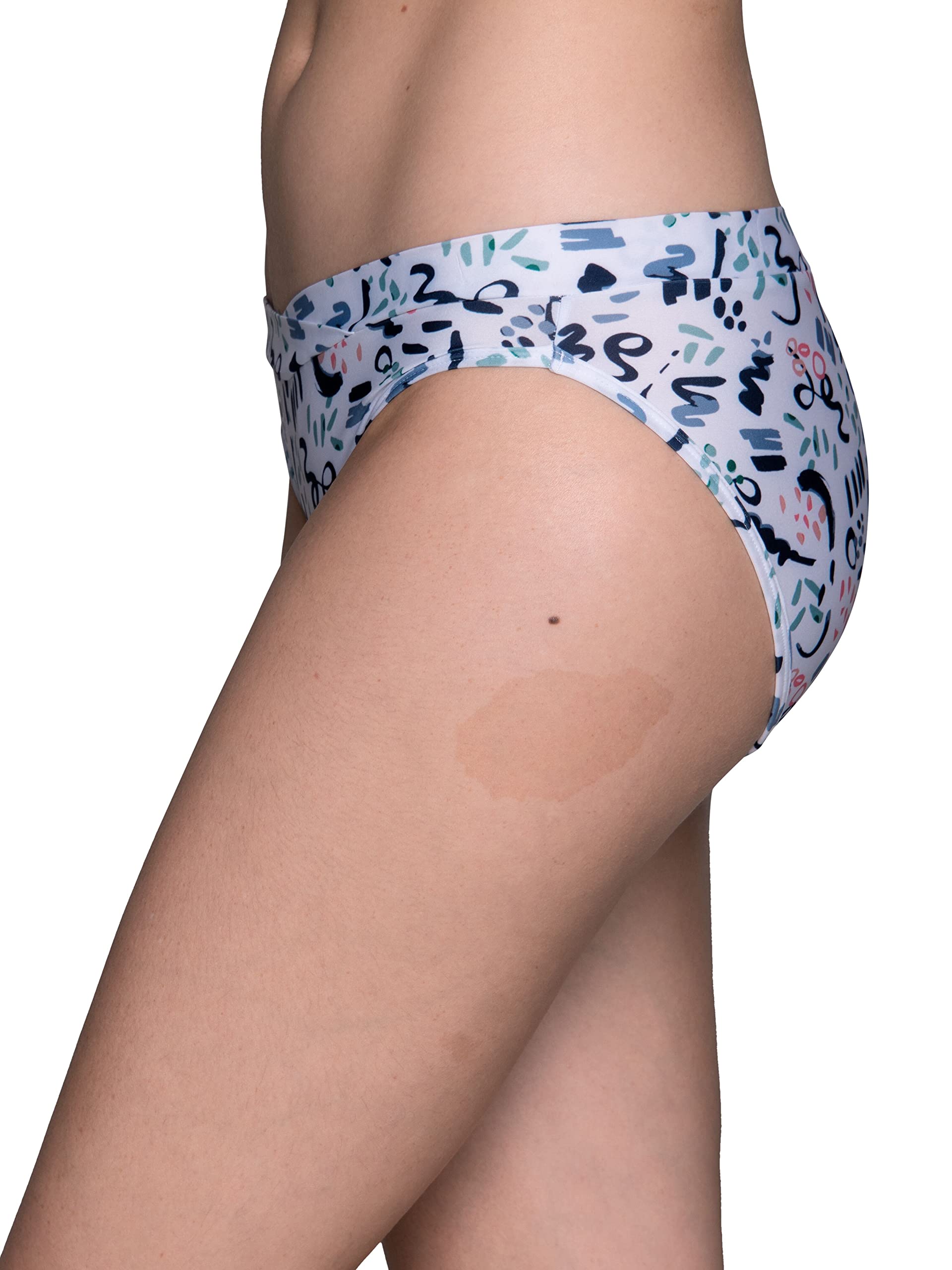 Vanity Fair Women's Beyond Comfort Bikini Panties, Silky Stretch-Love Story Print, 6