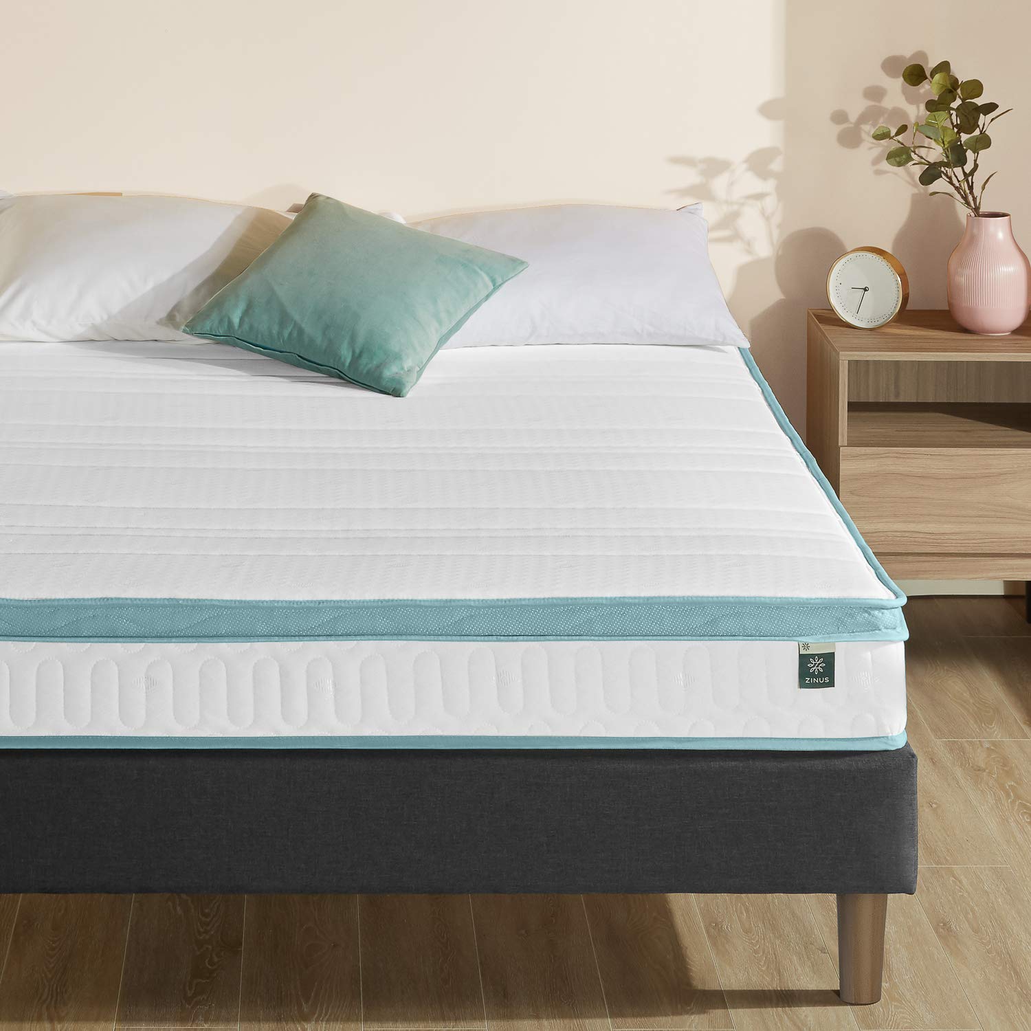 Zinus 8 Inch Mint Green Memory Foam Hybrid Spring Mattress, Full