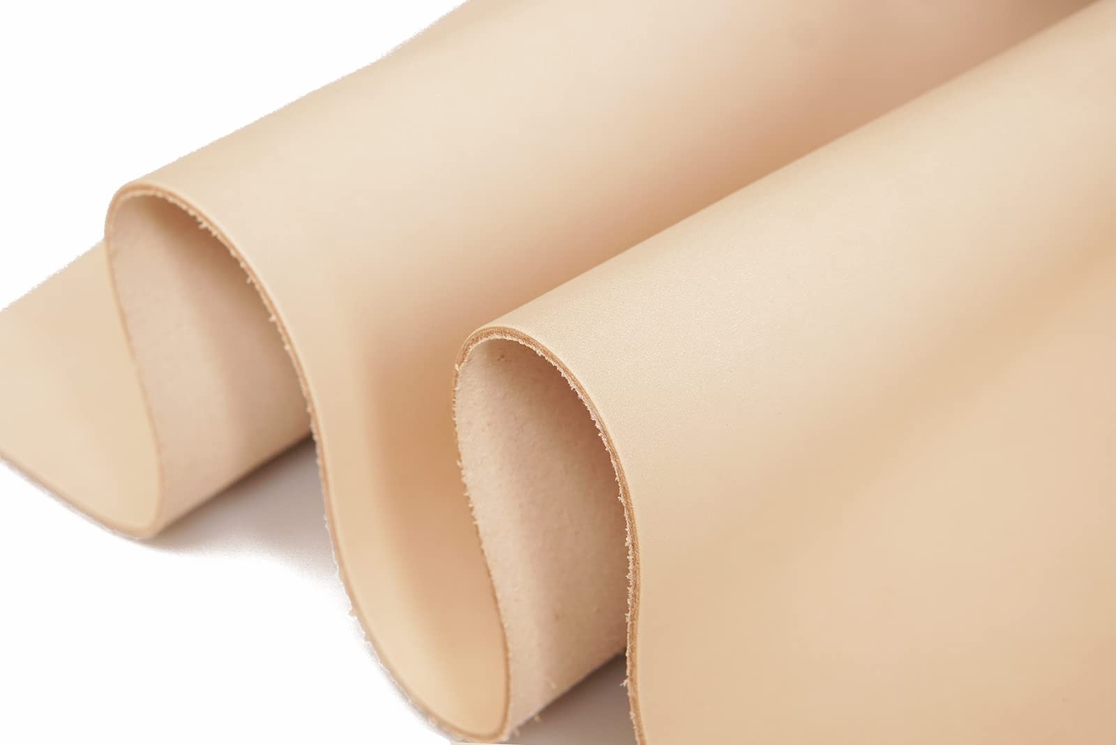 Vegetable Tanned Leather Sheets for Crafts (3.5-4.0oz | 1.5mm Thickness) Full Grain Tooling Leather Thick Cowhide Crafting Leather (Creamy-1.5mm, 12"x12")
