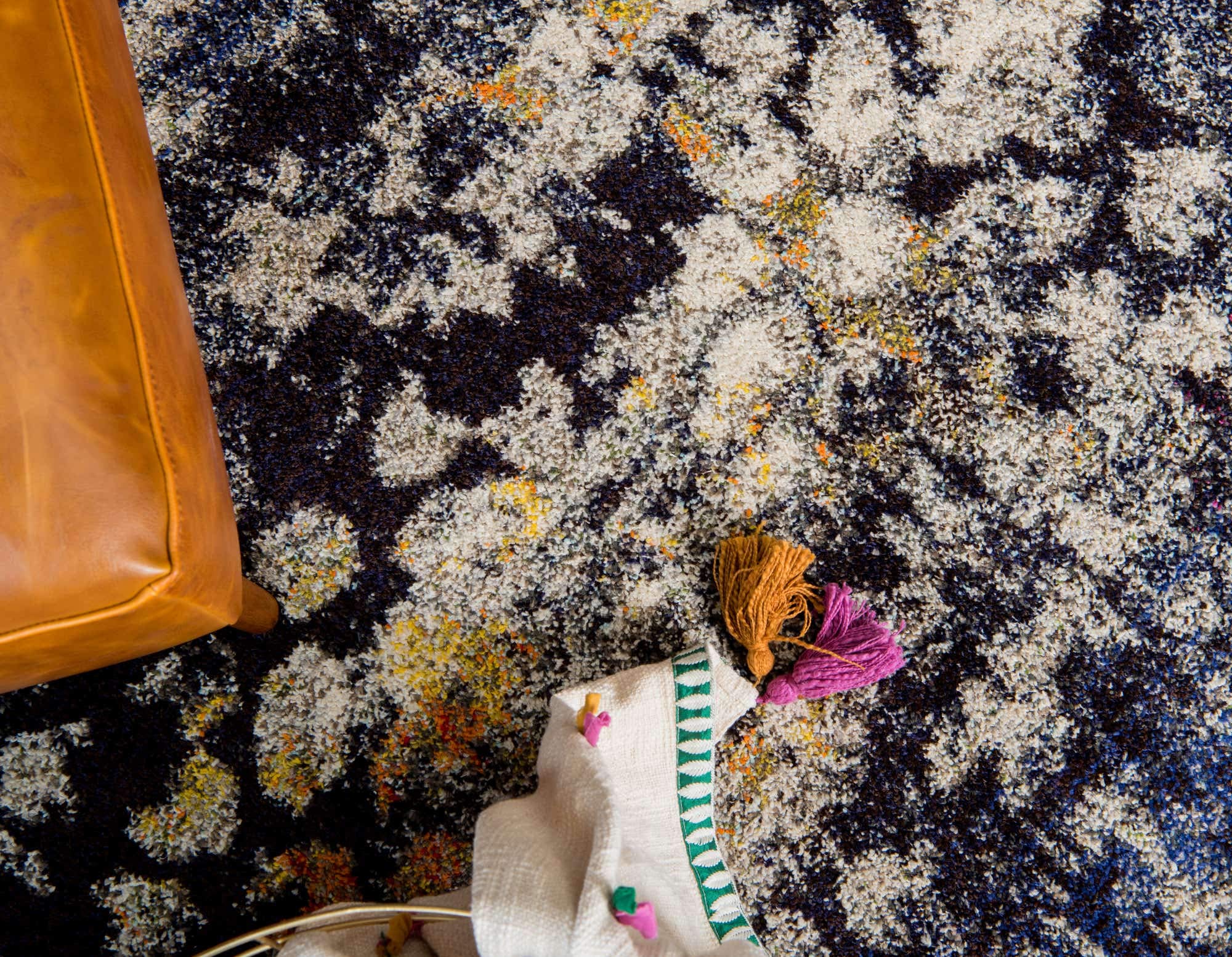 Unique Loom Vita Collection Traditional Over-Dyed Saturated Floral Medallions Area Rug, 8 x 10 ft, Navy Blue/Ivory