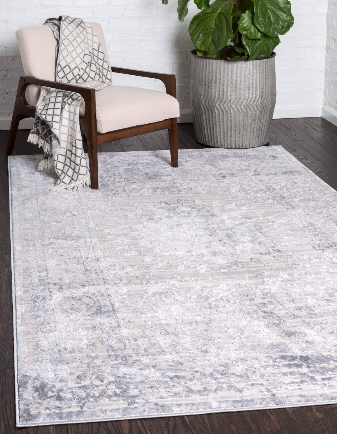 Unique Loom Aberdeen Collection Area Rug - Derbyshire (5' 1" x 8' Rectangle, Gray/ Navy Blue)