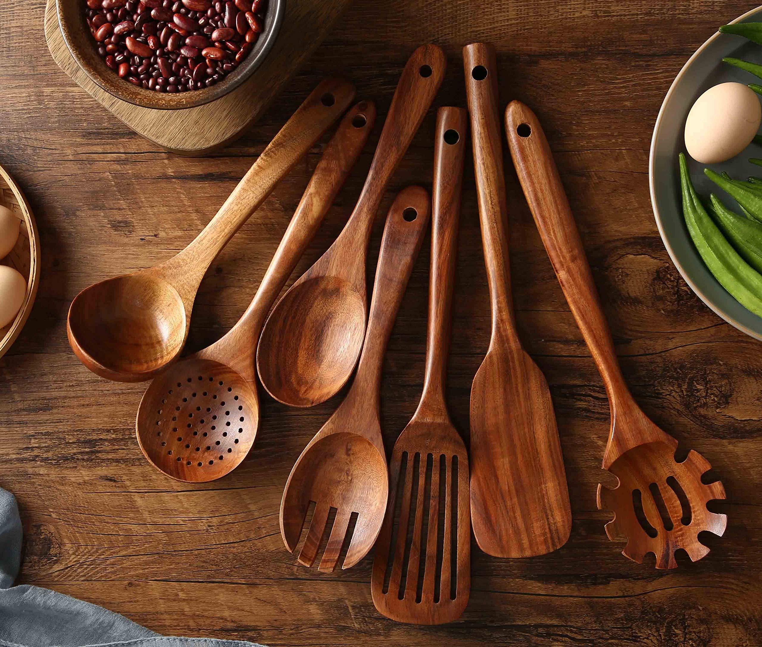 Wooden Kitchen Utensils set,NAYAHOSE Wooden Spoons for cooking Natural Teak Wood Kitchen Spatula Set for Cooking including Spoon Ladle Fork 7 Pack
