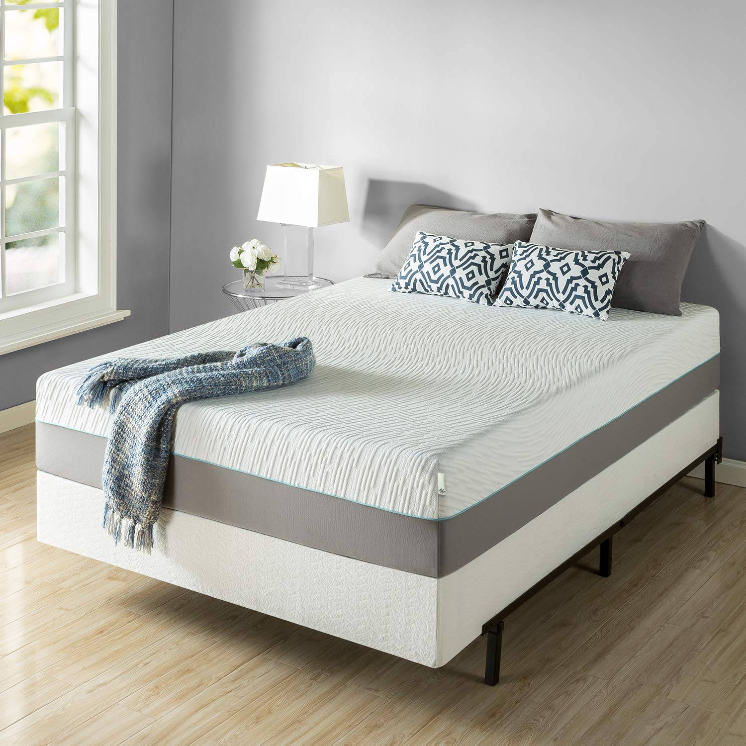 Zinus 13 Inch Green Tea Pressure Relief Memory Foam Mattress/Zoned Airflow Design/CertiPUR-US Certified/Bed-in-a-Box, Queen