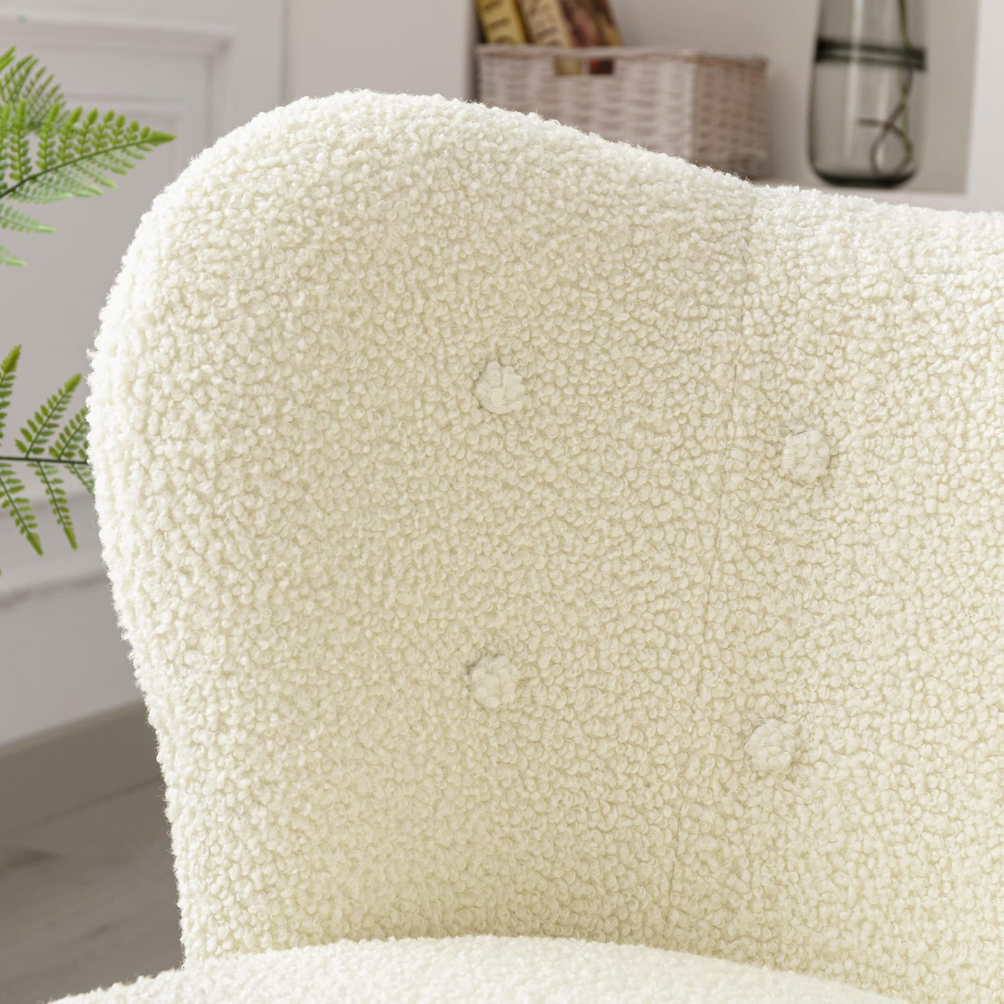 ViolaDresses Modern Accent Chair Lambskin Sherpa Wingback Tufted Side Chair with Solid Wood Legs for Living Room Bedroom,Cream