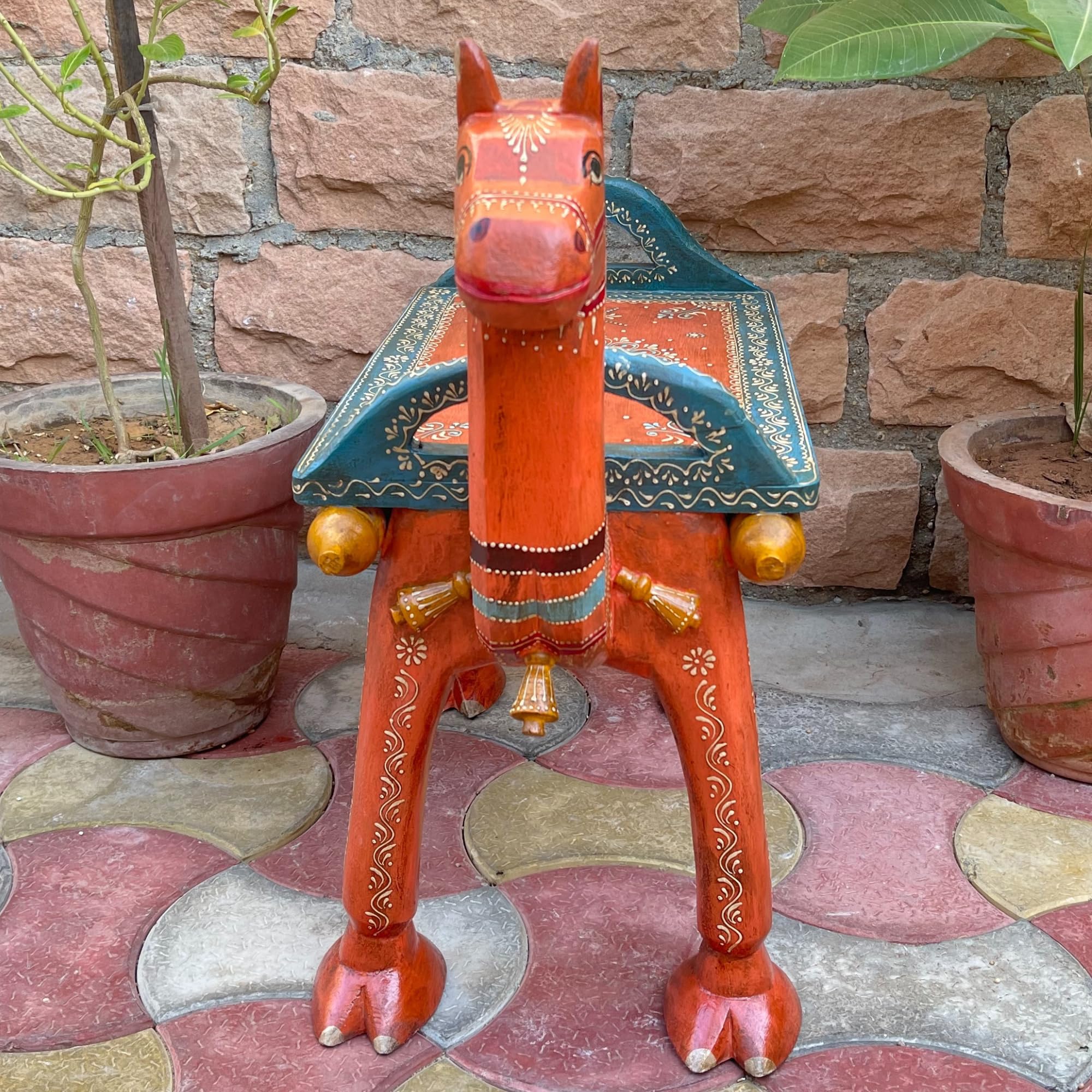 Wooden Table In Carving Camel Design, Handicraft Side Table/Coffee Table/Nightstand Table/Cake Cutting Table/Lamp Table