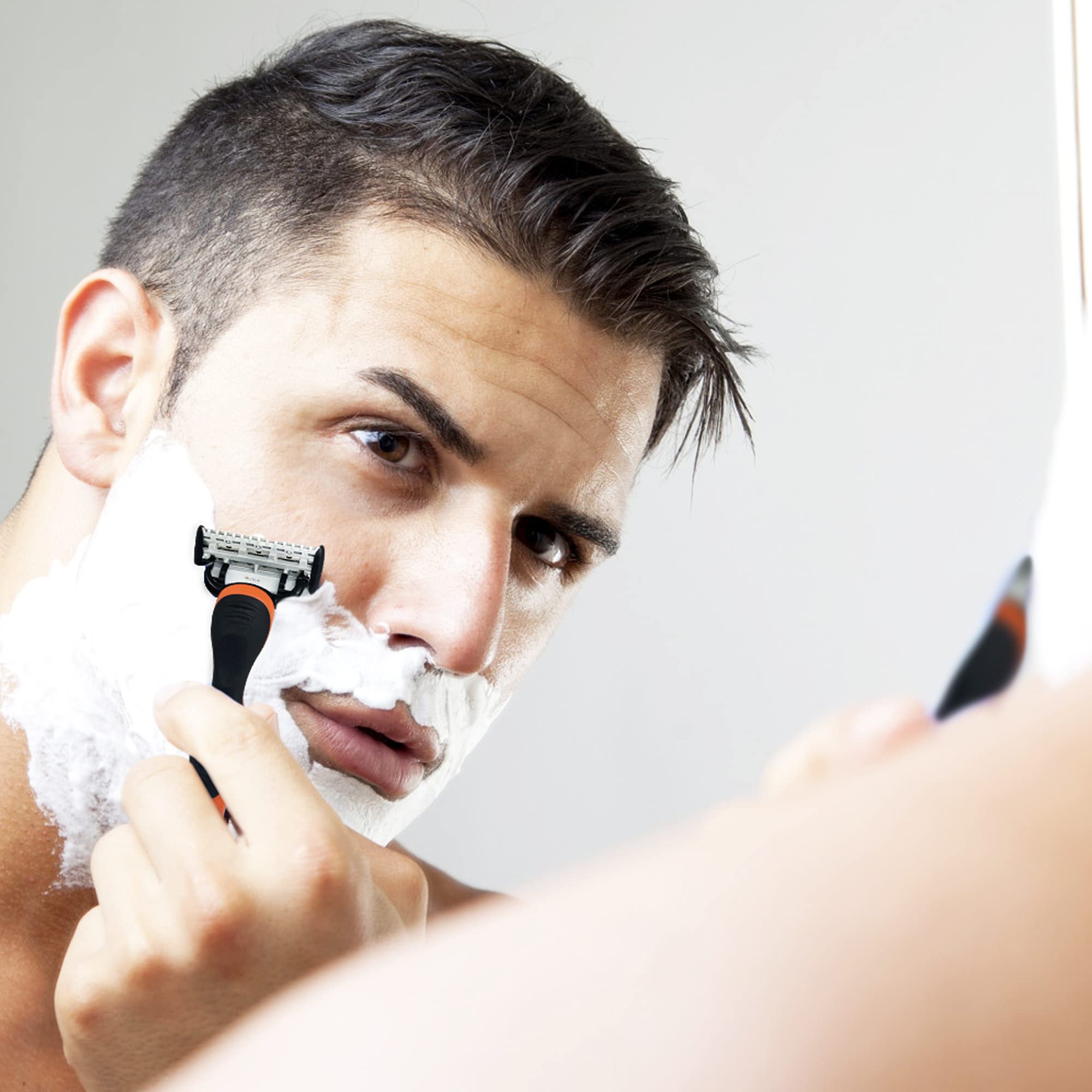 Vaylor 5 Blade Pivoting Mens Disposable Shaving Razor with Ergonomic Handle and Rubber Grip, 1 Pack