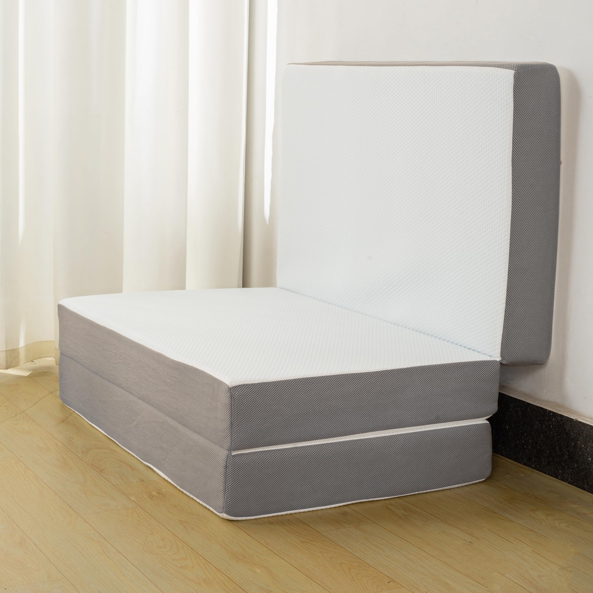 Treaton, 5-Inch Tri-Folding Gel Memory Foam Portable Floor Mattress | Breathable Mesh, Ultra Soft, Cot Pad, Removable and Washable Cover, Comfortable Support, Therapeutic Qualities, Queen, White
