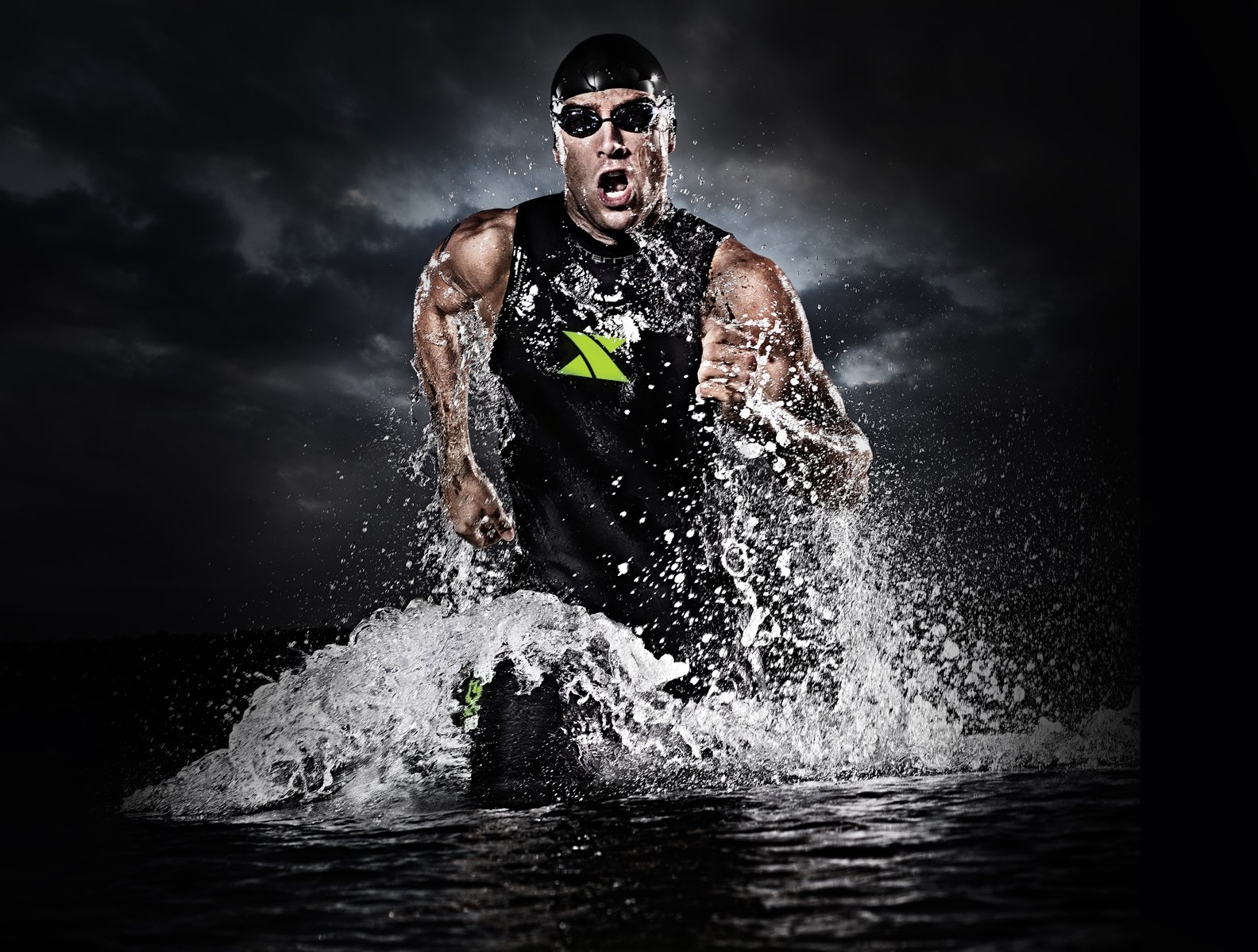 Xterra Wetsuits - Men's Volt Triathlon Wetsuit - Sleeveless Neoprene Wet Suit (3mm Thickness) (Large) | Designed for Open Water Swimming - Ironman & USAT Approved
