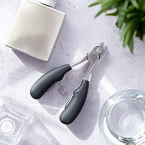 Toe Nail Clippers for Thick Nails β KLIPP Toenail Clippers Ingrown and Cuticle Nipper Trimmer Made of Rustproof Stainless Steel with Short Curved Blades, Ergonomic TPU Grips and Dual Spring Mechanism