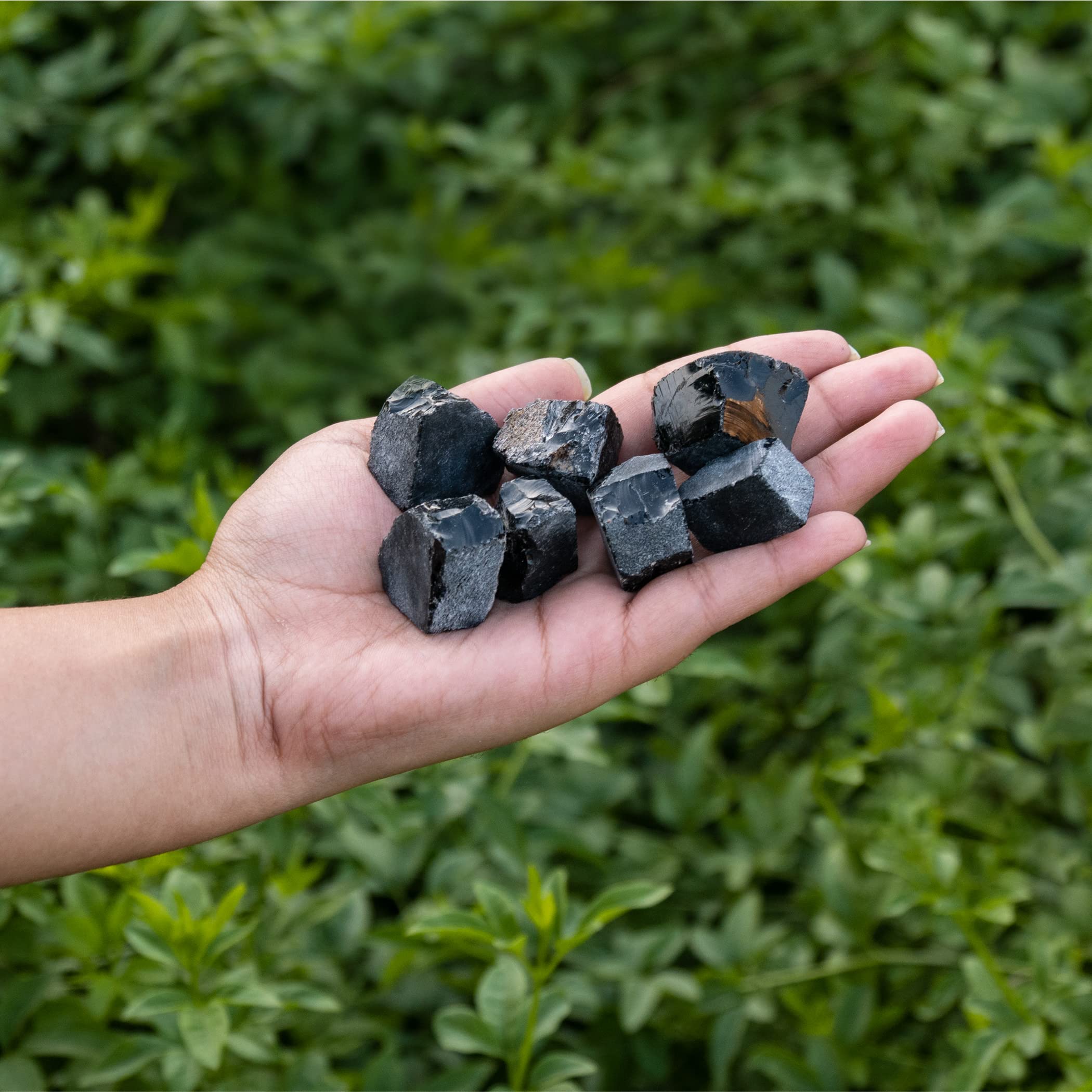 YATSKIA 1lb Black Obsidian Crystal - Raw Stones - Healing Crystals - Obsidian Stone - Black Stones and Crystals - Raw Stones for Tumbling - Crystals Bulk - Crystals and Healing Stones Bulk