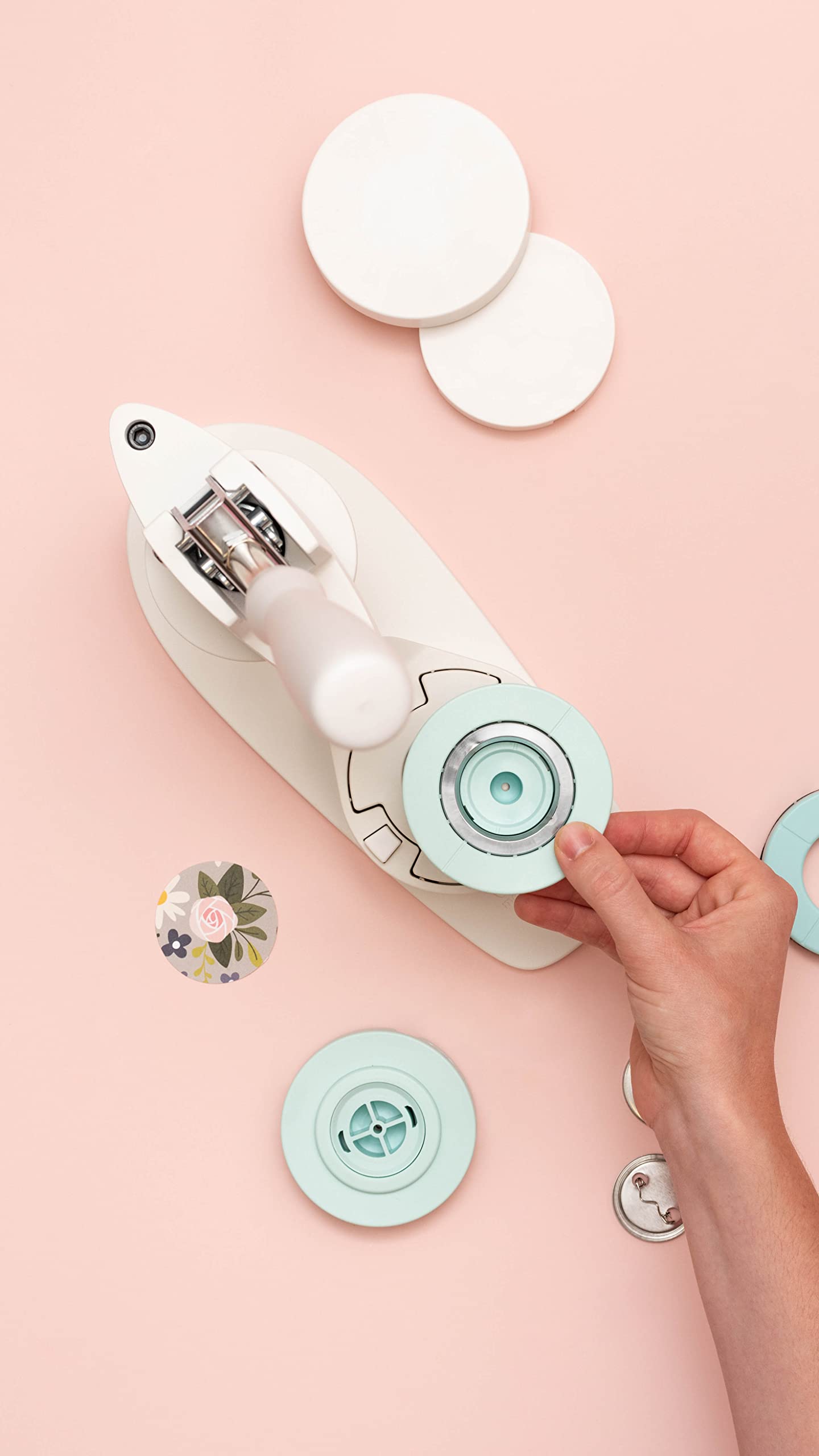 We R Memory Keepers, Button Press Bundle, includes Button Press, Small, Medium, Large Press Insert and Cutting Insert, 30 Buttons, 30 Foam Stickers, Make Pins, Buttons, Badges, Keychains and More