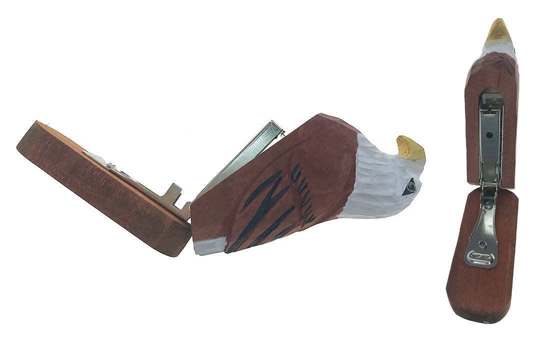Vivid Handmade Wood Carving Cartoon Mini Animal Stapler for School Office Stationery Children Christmas Gift (Eagle)