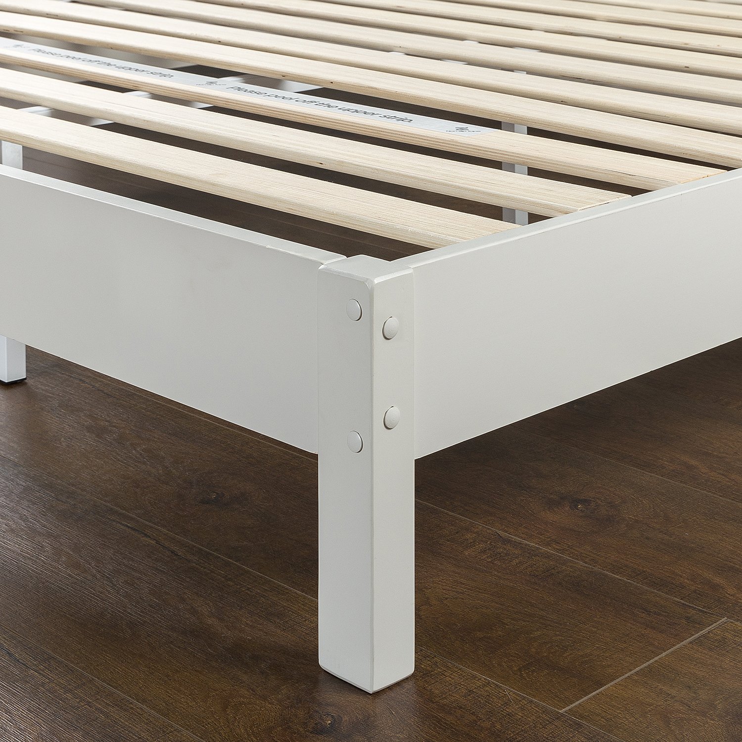 ZINUS Wen Wood Deluxe Platform Bed Frame with Headboard, Solid Wood Foundation, Wood Slat Support, No Box Spring Needed, Easy Assembly, Full