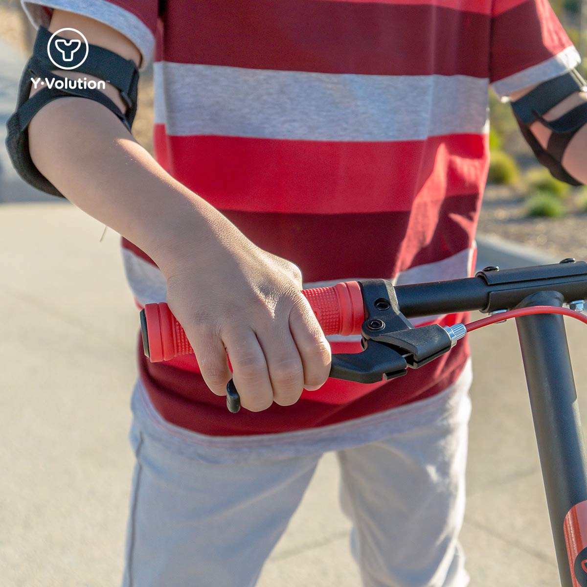 Yvolution Y Fliker Air A3 Scooter 3 Wheels Foldale Wiggle Scooter Self-Propelling Drifting Scooter for Boys and Girls Age 7+ Years (Red), Medium