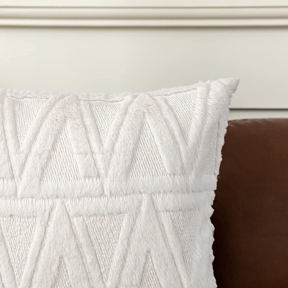 Zuccviloa Throw Pillow Covers Decorative Soft Velvet Farmhouse Boho Pillow Covers for Couch Bed Bedroom Living Room (18"x18", White)