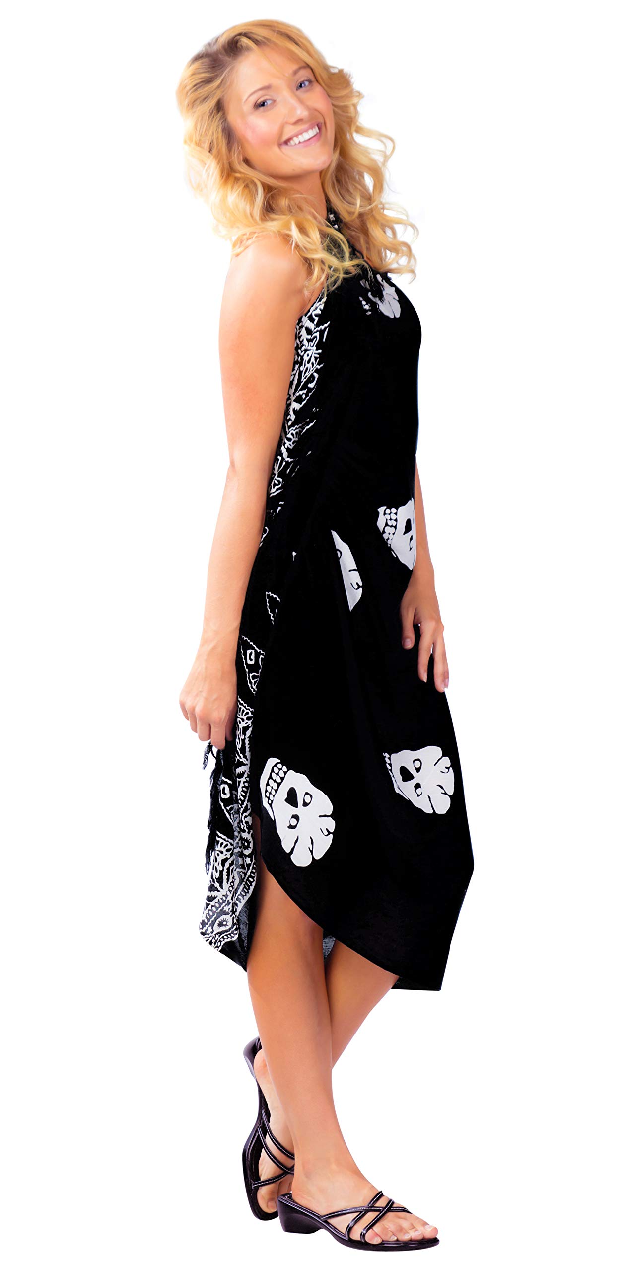 1 World Sarongs Womens Skull Print Swimsuit Cover-Up Sarong in Black/White