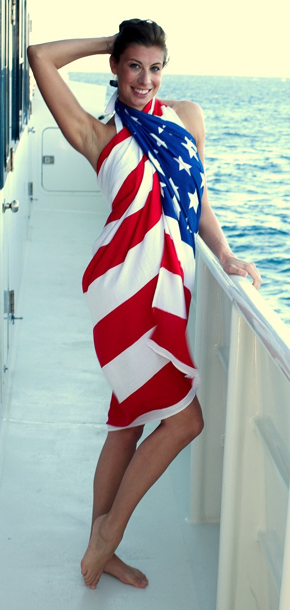 1 World Sarongs Womens American Flag Swimsuit Cover-Up Sarong