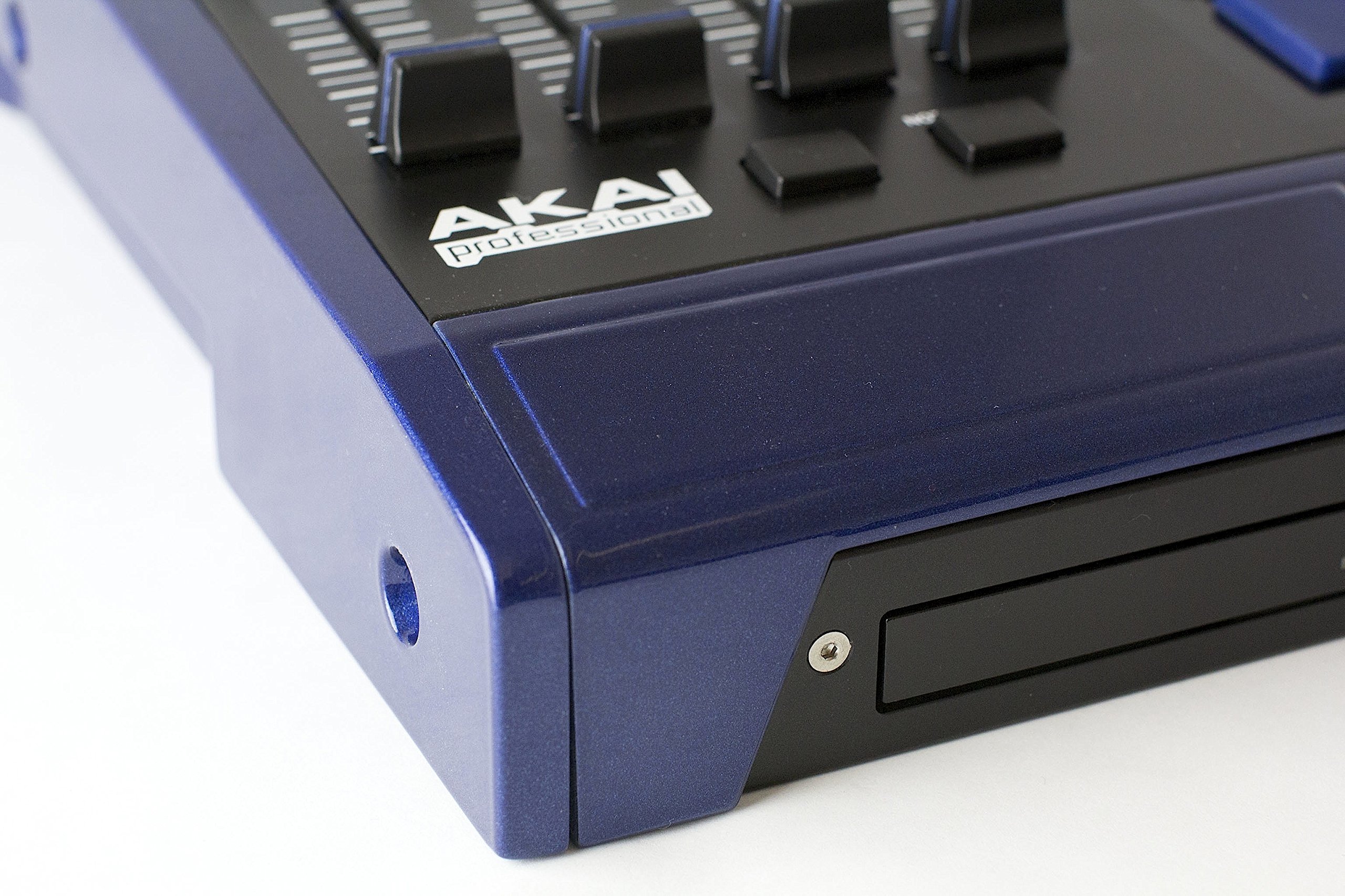 Akai Professional MPC 5000 Music Production Center