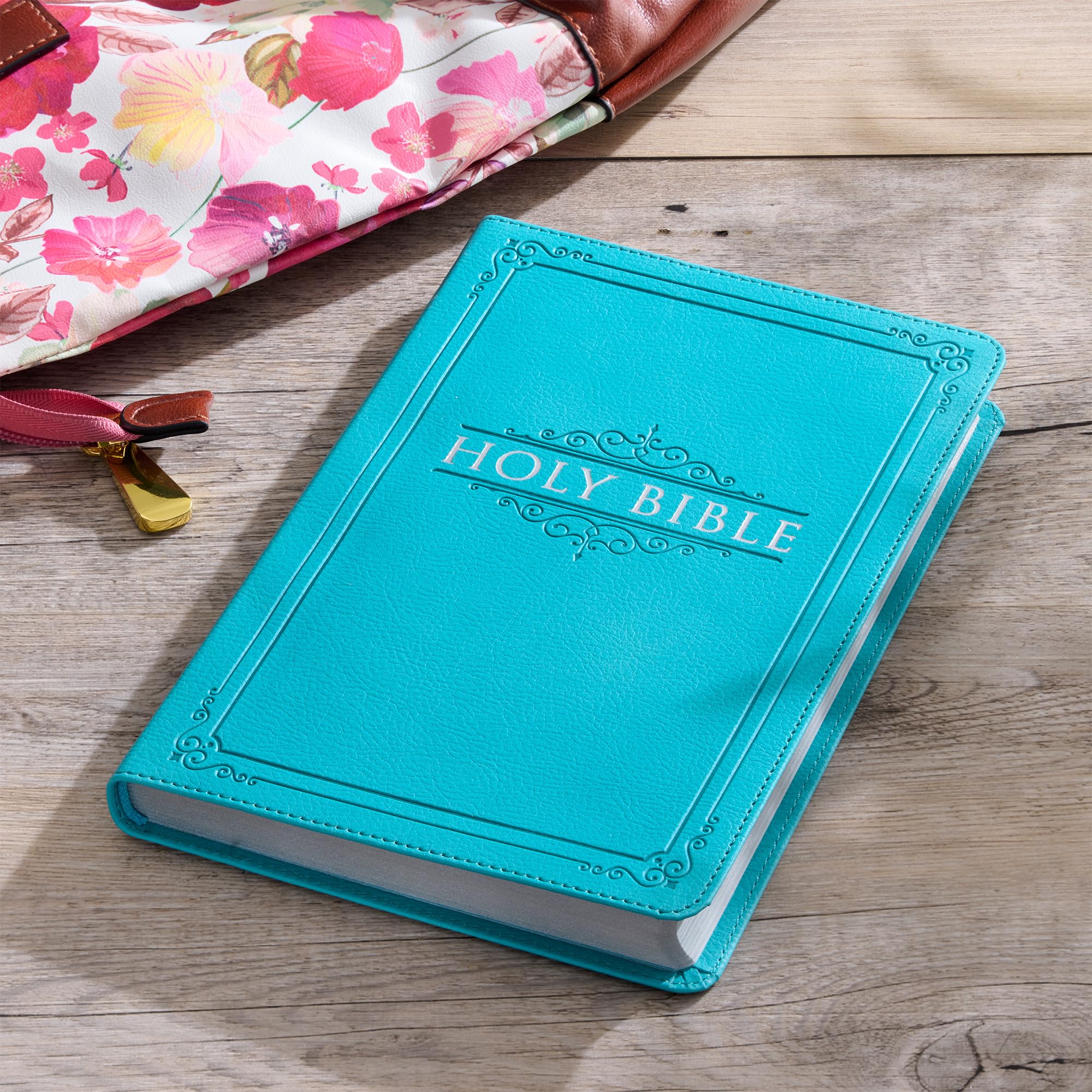 KJV Holy Bible, Gift Edition Faux Leather, King James Version, Teal (KJV Gift Editions)
