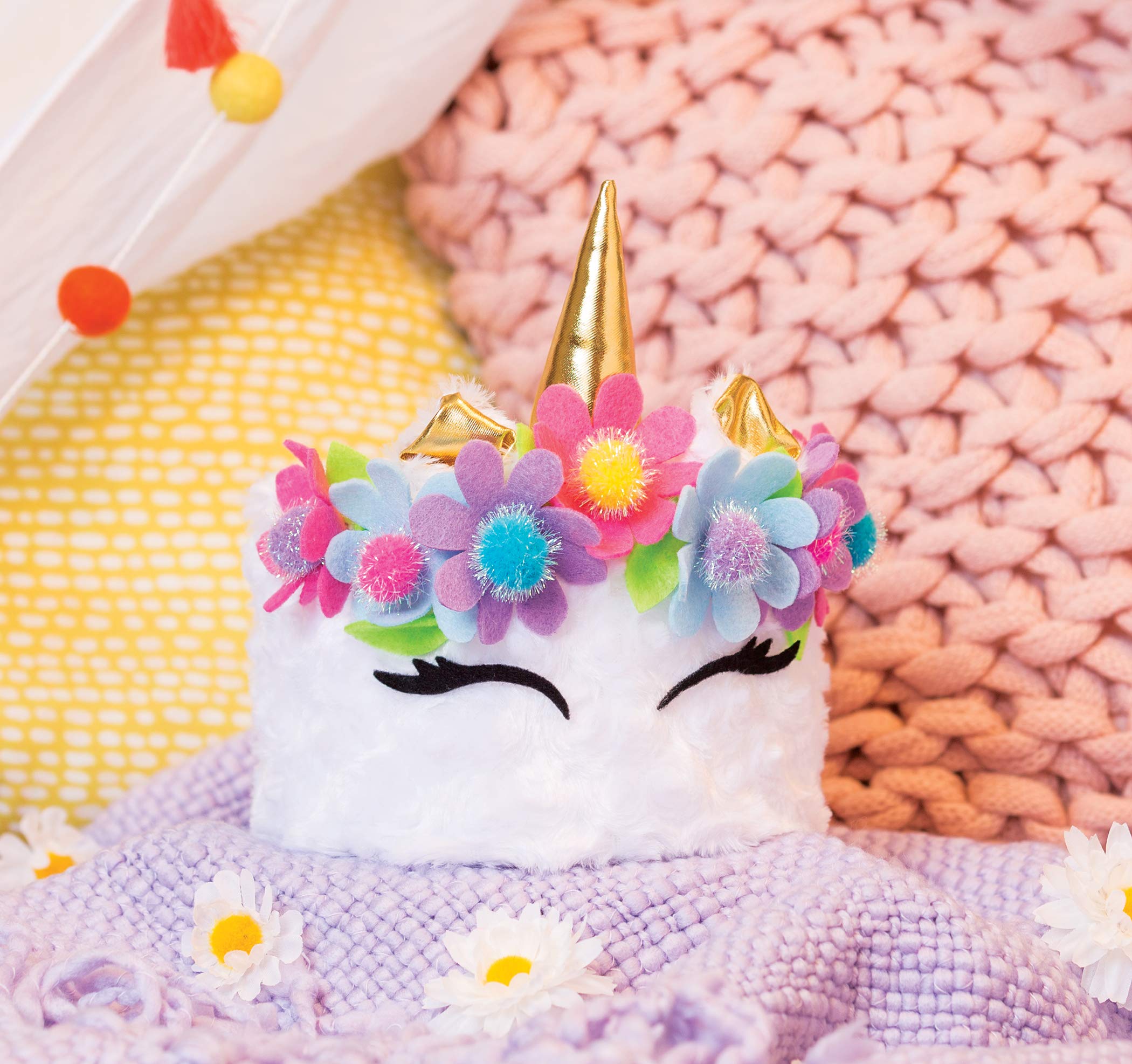 Klutz Sew Your Own Unicorn Cake Pillow Craft Kit, Multicolor, 1 Count (Pack of 1)
