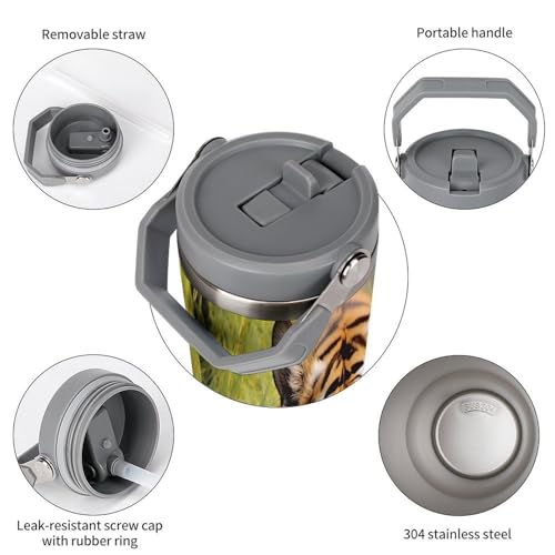 SYJTGDE Large Capacity Car Cup Tiger Laying On The Grass Fashionable Upgrade Car Cup Advanced And Beautiful Travel Cup