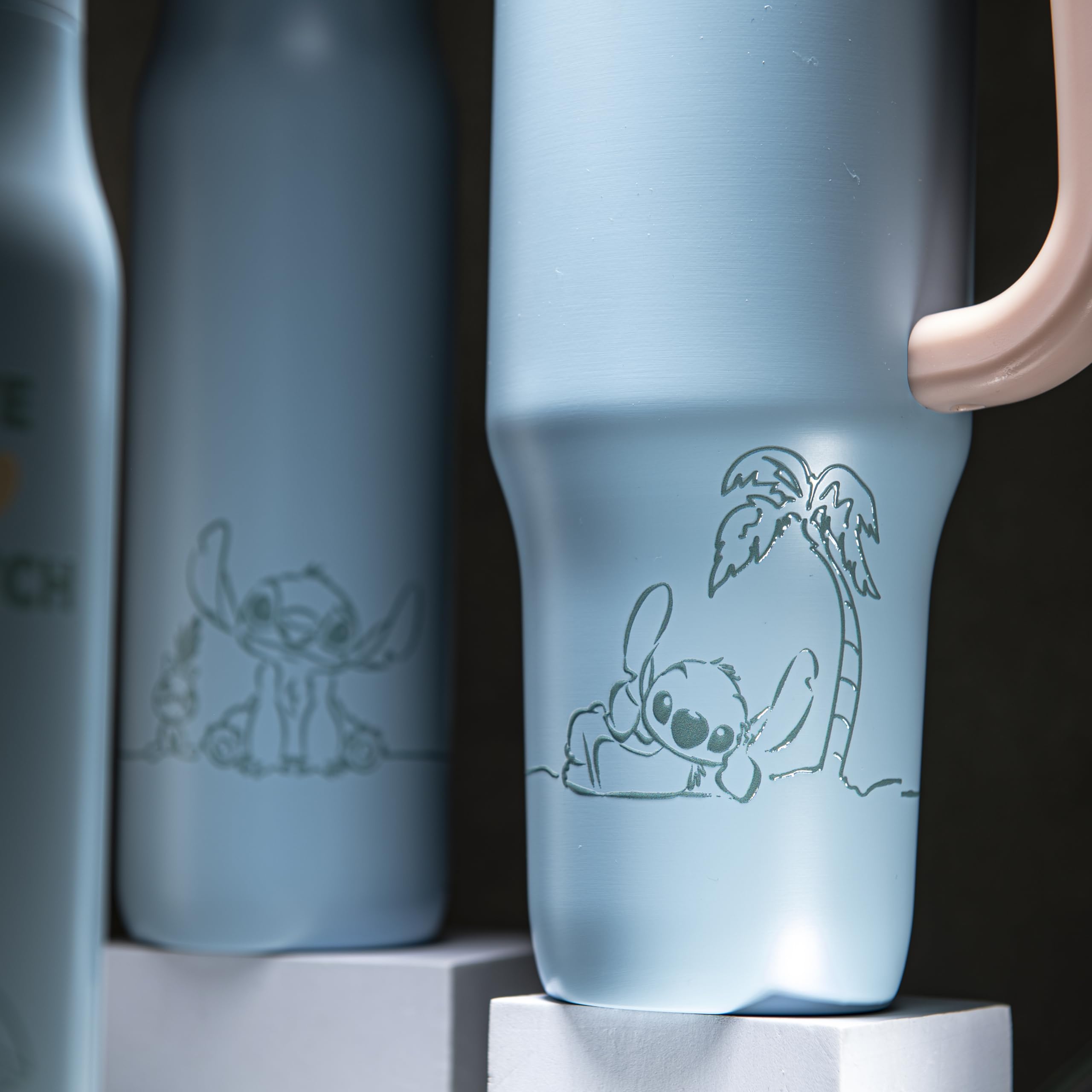 Zak Designs Disney Sutton Travel Tumbler for On the Go or At Home, 40oz Stainless Steel with Vacuum Insulation, Silicone Straw, Carry Handle, and 3D Artwork for Cold Drinks (Stitch)