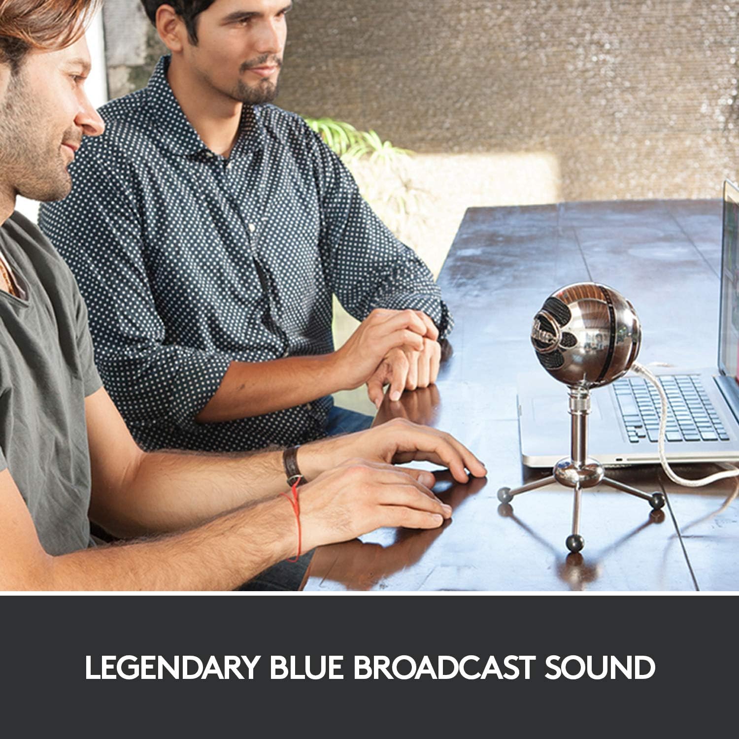 Logitech for Creators Blue Snowball USB Microphone for PC, Mac, Gaming, Streaming, Podcasting, Condenser Mic with Cardioid and Omnidirectional Pickup Patterns β Brushed Aluminum (Renewed)