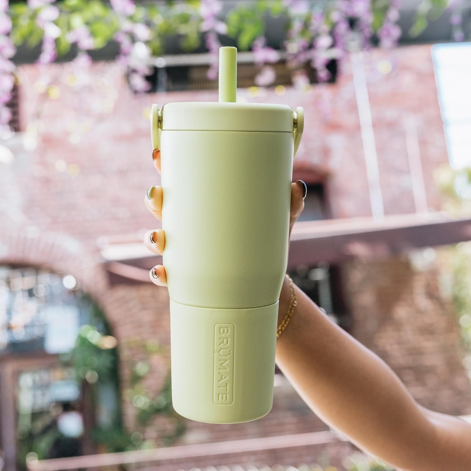 BrüMate Resa 25oz 100% Leakproof Travel Tumbler with Handle & Straw | Flexible Soft Sip Straw | Silicone Sleeve for Durability | Stainless Steel | Cup Holder & Travel Friendly | (Capri Gingham)