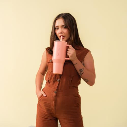 Dahlia 40oz Traveler + Replacement Straws