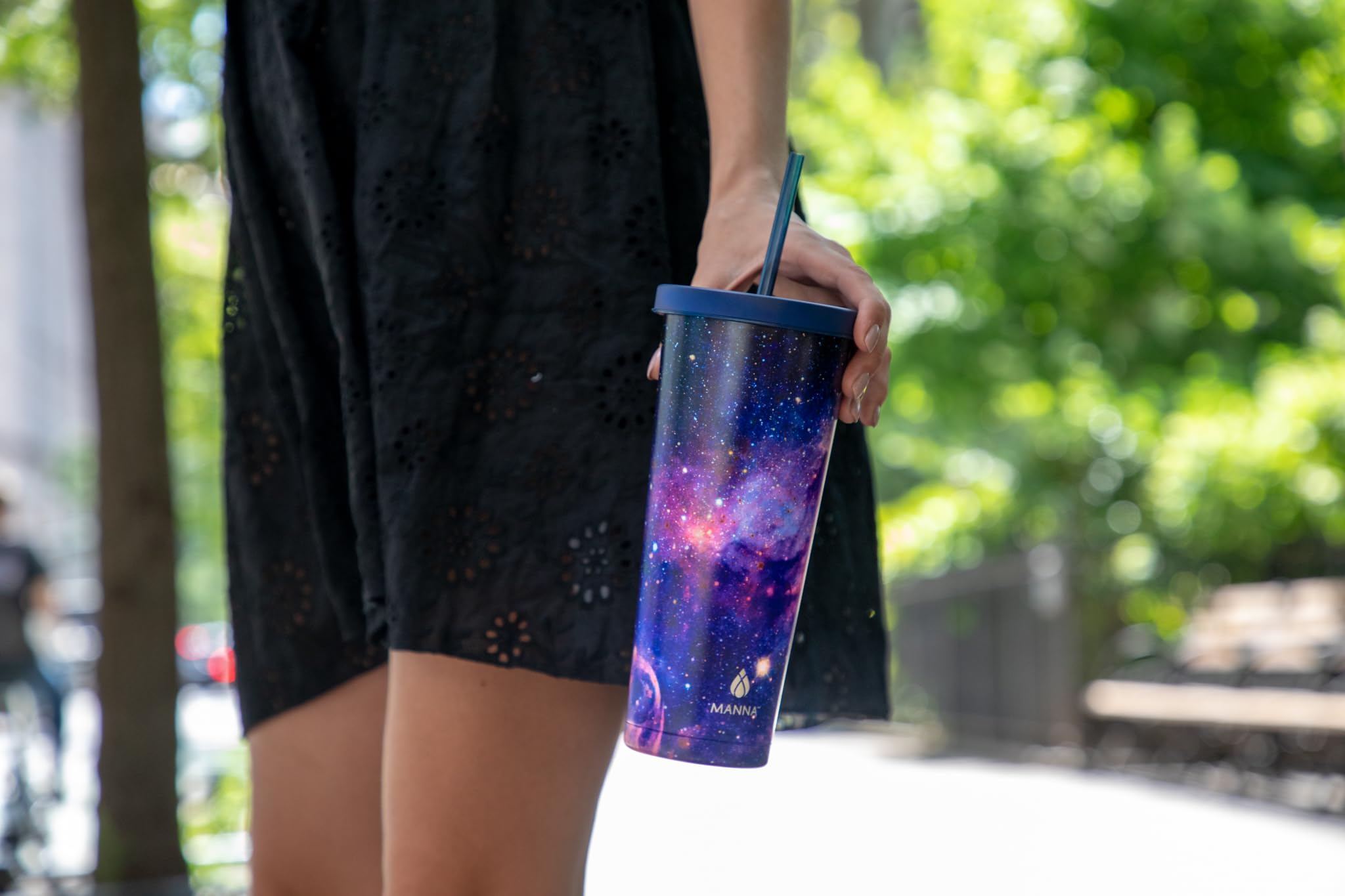 Manna Chilly Double-wall Vacuum Insulated Stainless Steel Tumbler with Splash-proof Lid and Reusable Tritan Straw - 24 Oz - Galaxy